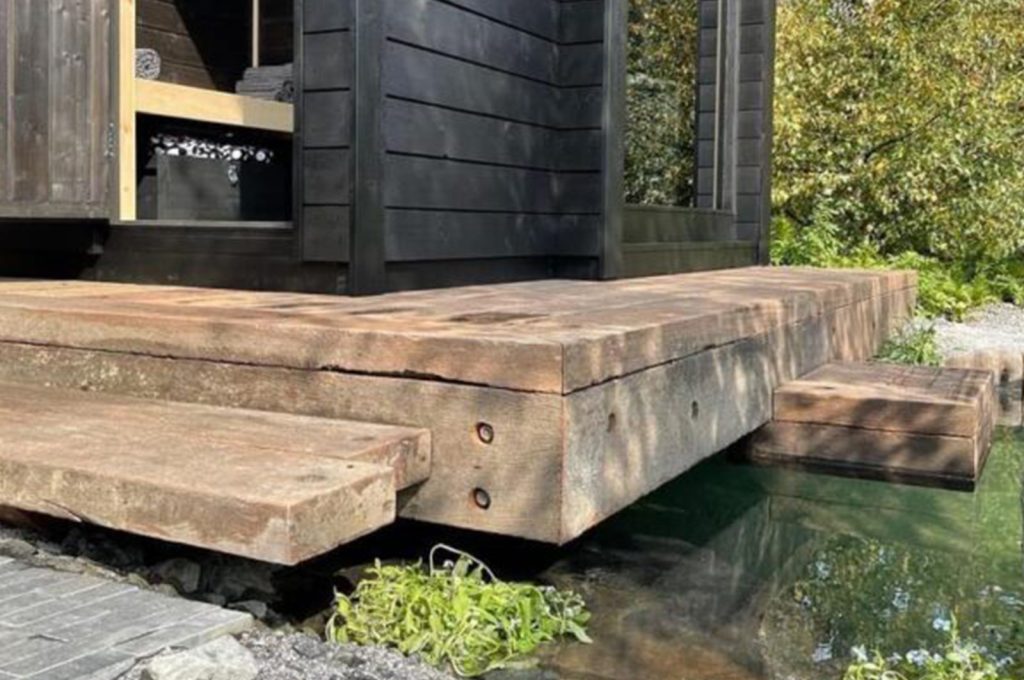 Reclaimed Timber in Garden Design: Decking, Structures, Art and more ...